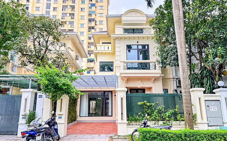 Luxurious and huge 4 bedroom villa for rent at G block, Ciputra, Tay Ho