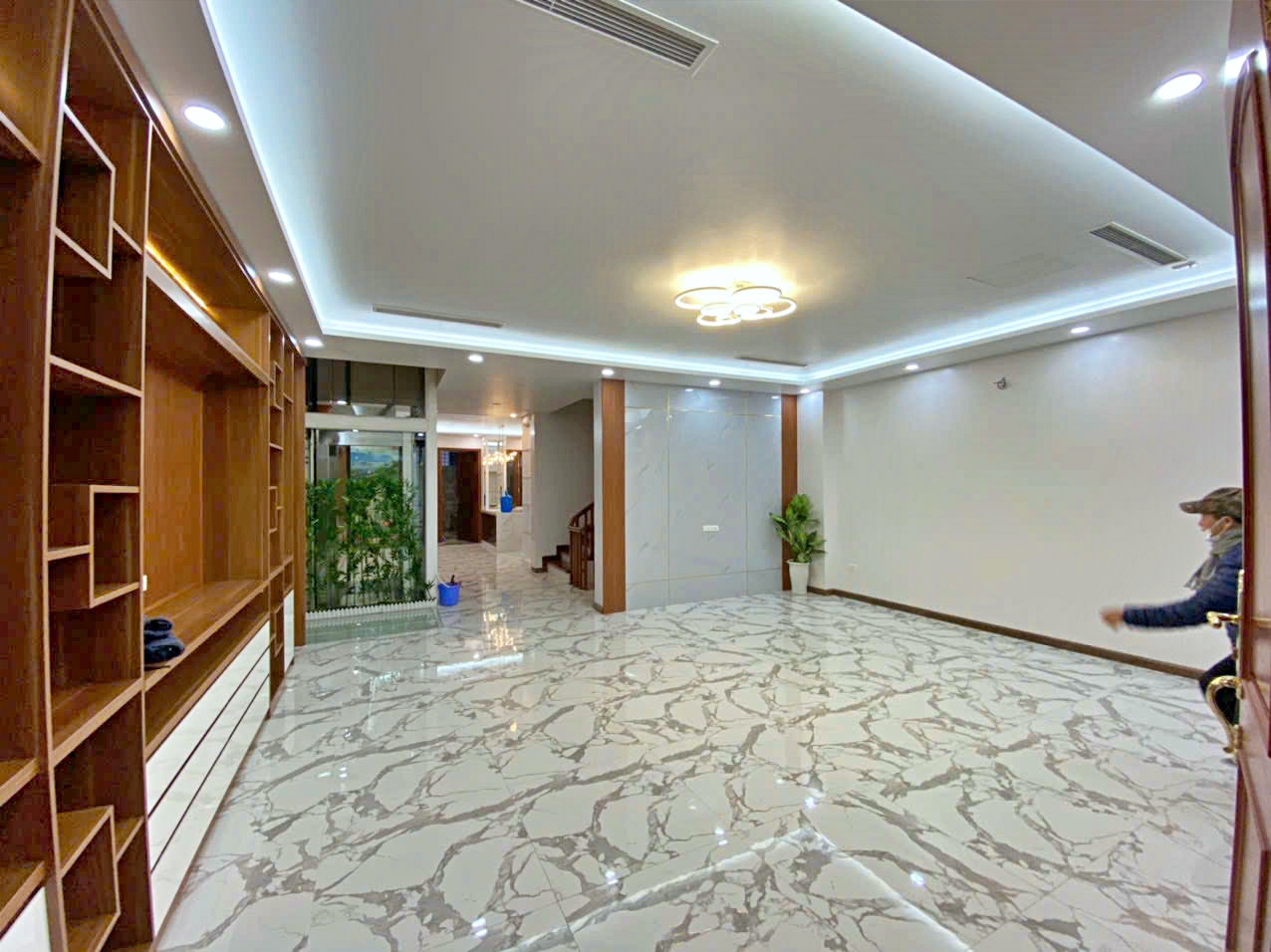 Modern and luxurious new villa with 5 bedrooms in Ciputra, Tay Ho